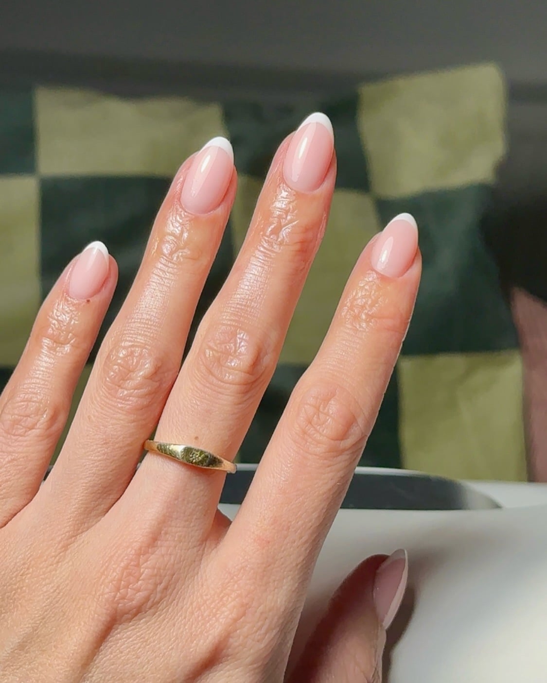 22 Medium Length Nail Ideas That Are Beyond Pretty – Cozy & Home