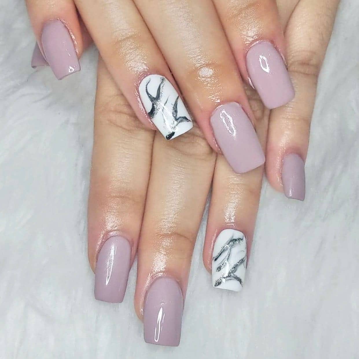 22 Medium Length Nail Ideas That Are Beyond Pretty – Cozy & Home