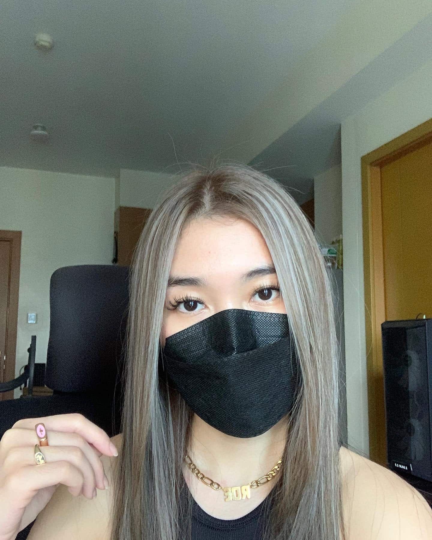 21 Ash Grey Hair Color Styles That Define Cool – Cozy & Home