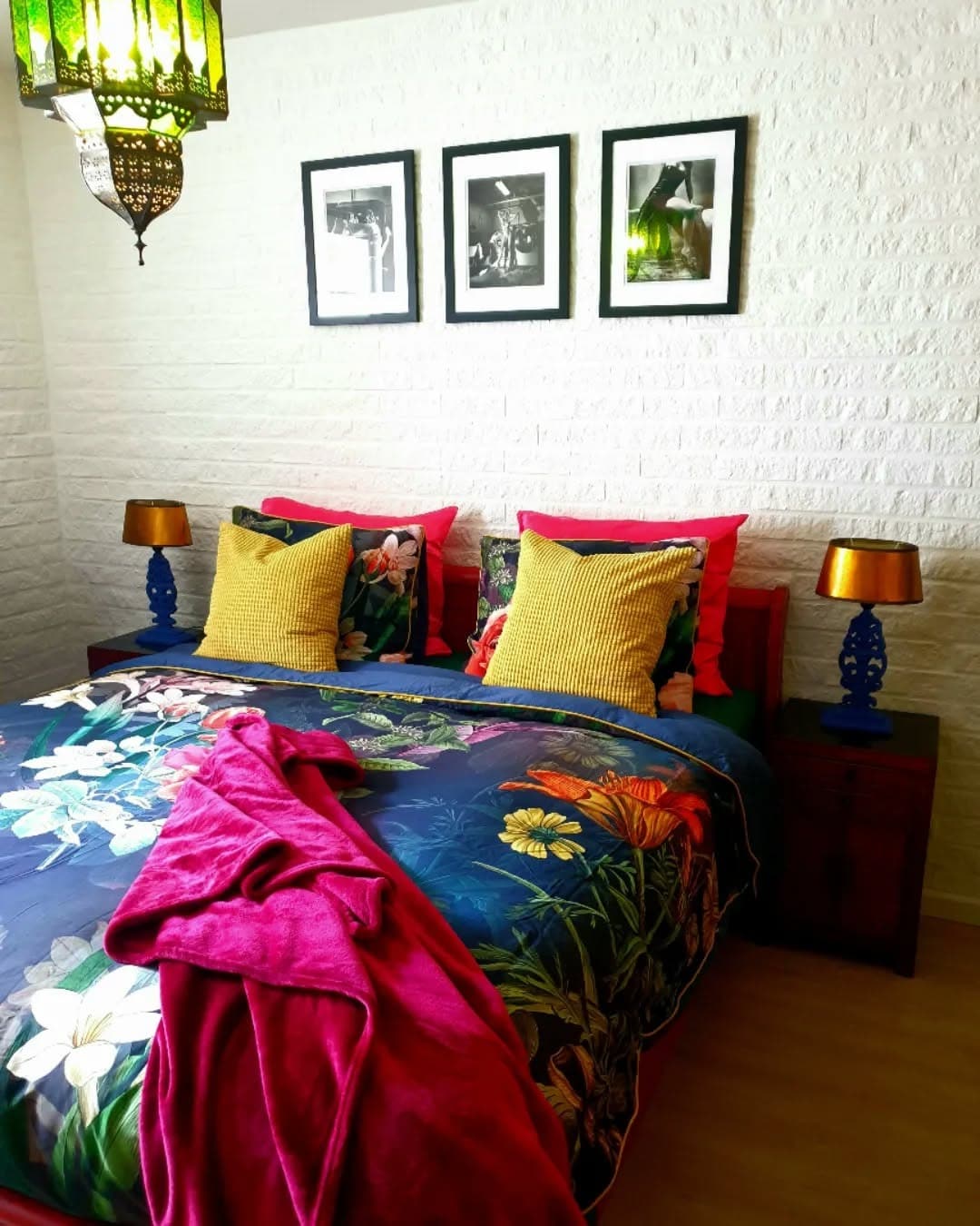 22 Quick Colorful Bedroom Ideas for Big Change – Cozy & Home