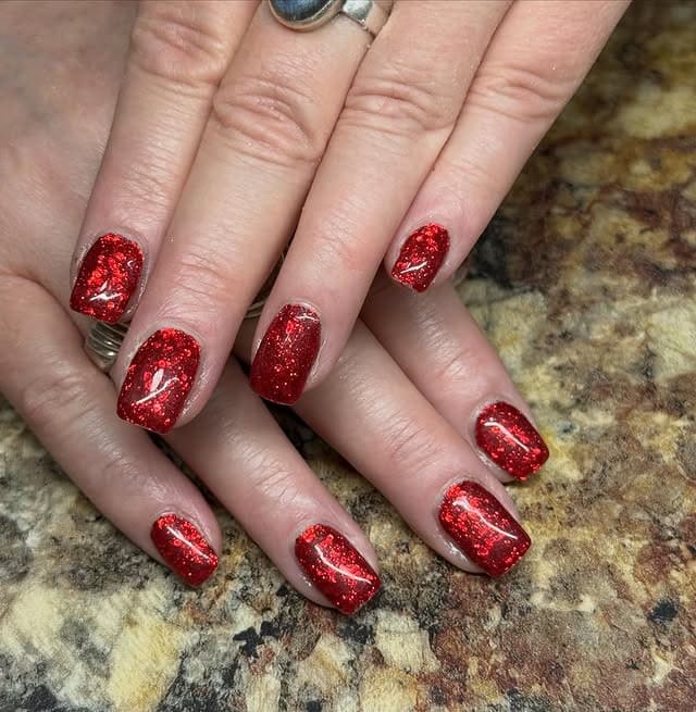 22 Sparkly Red Nail Ideas for Confident Looks – Cozy & Home